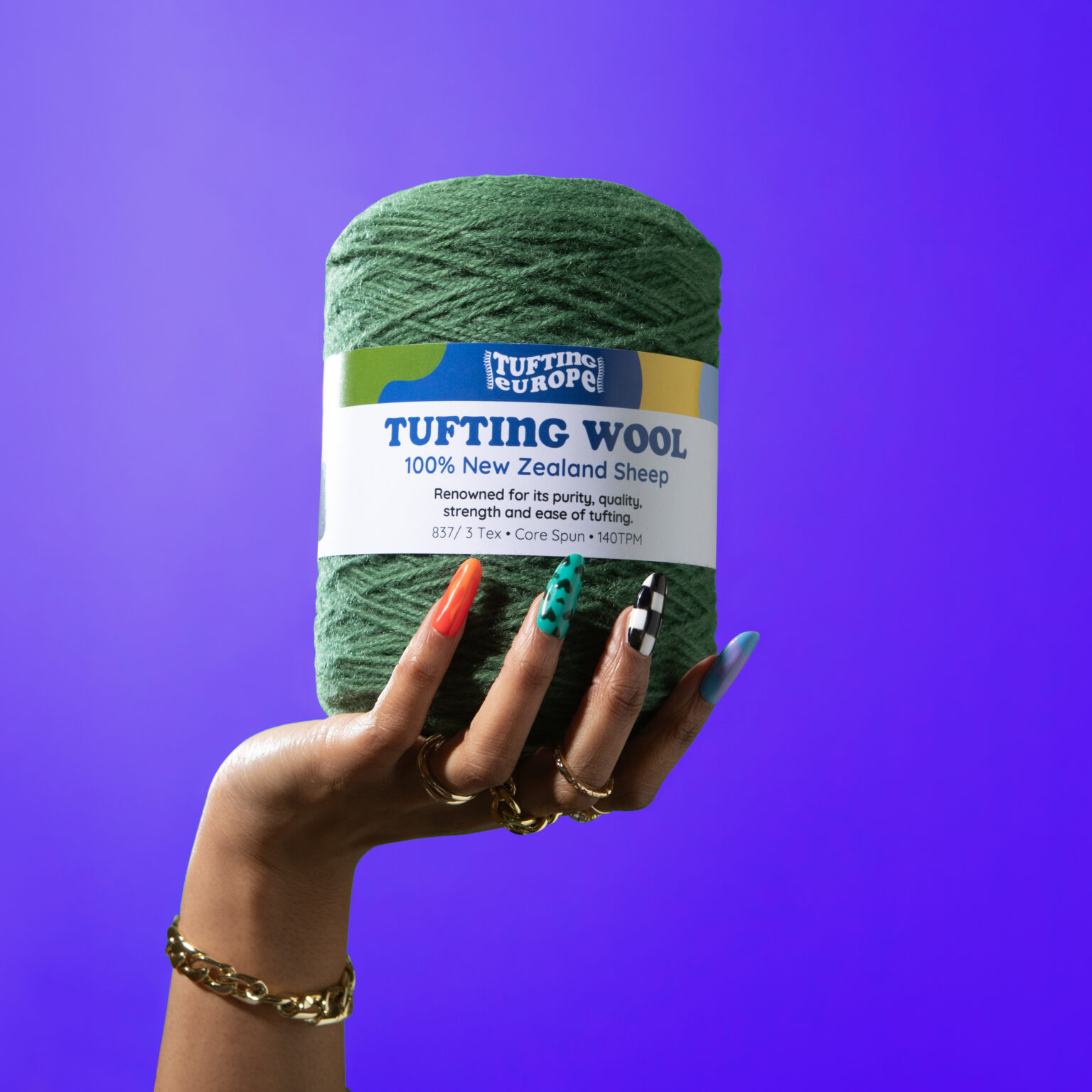 Pine Green 500 g Wool Tufting Yarn - Tufting Europe
