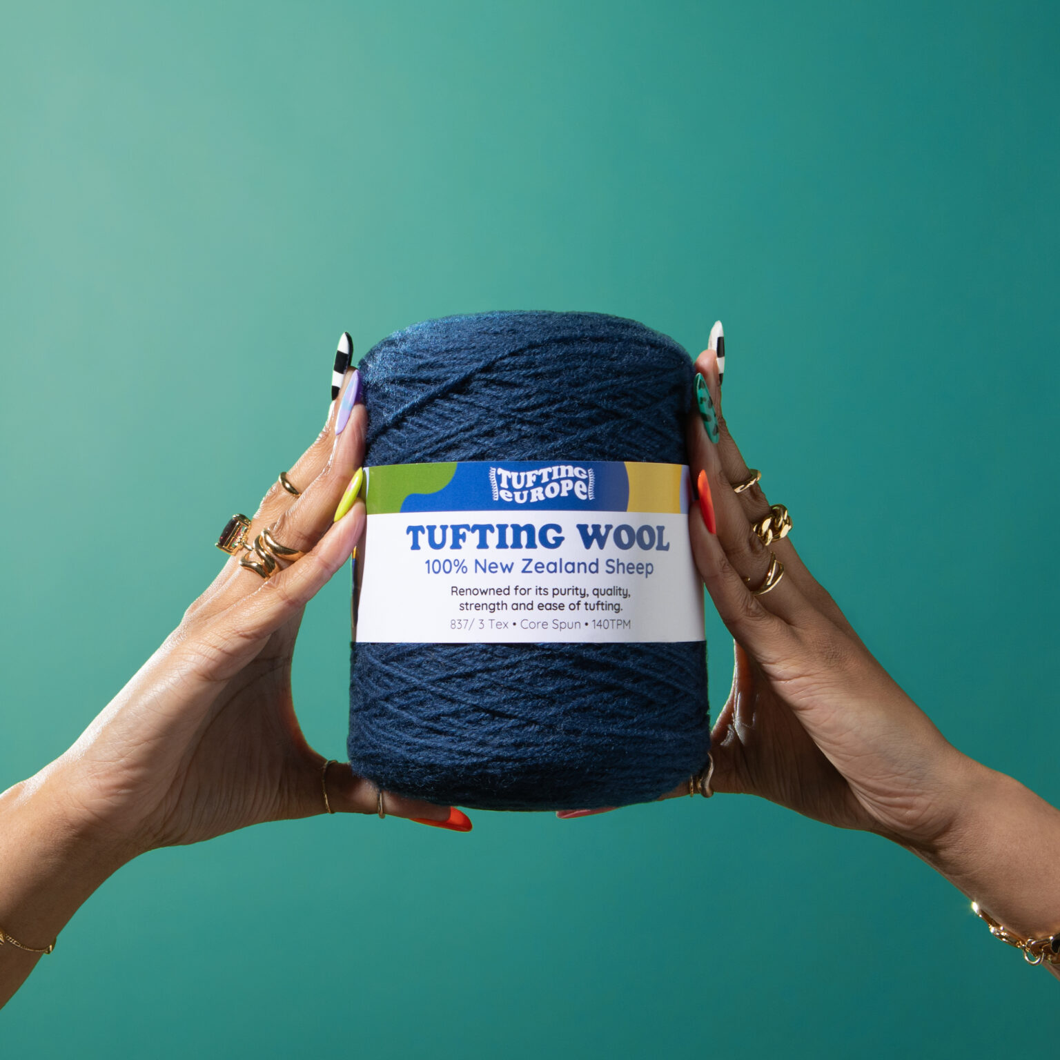 Navy Blue 500 g Wool Tufting Yarn - Tufting Europe